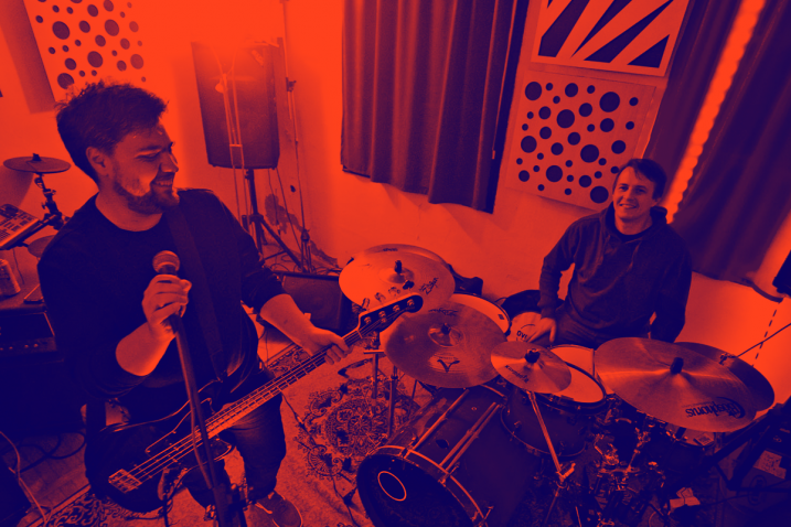 Šiza spotom za novi singl „Reflektori od sunca” predstavlja drugi album ...